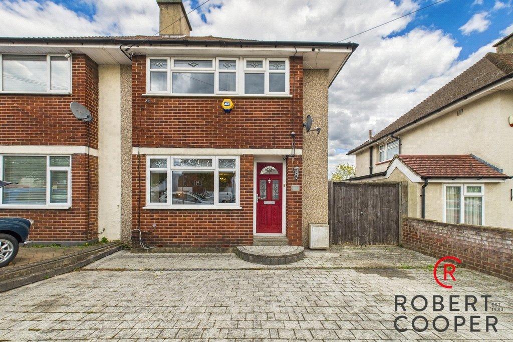 Field End Road, Eastcote, HA4 3 bed semi-detached house for sale - £700,000