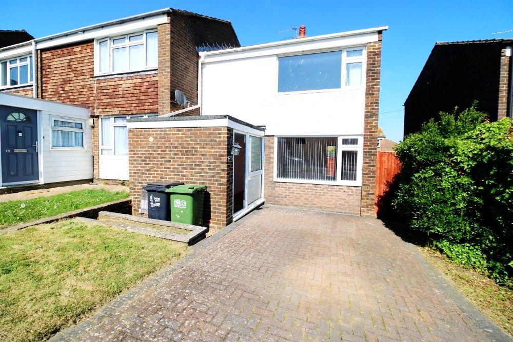 Faversham Road, Eastbourne BN23 2 bed end of terrace house - £240,000
