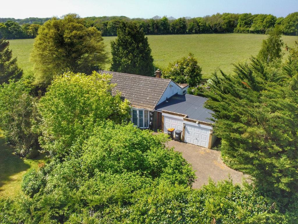 Sharpenhoe Road, Streatley, LU3 2 bed bungalow for sale - £595,000