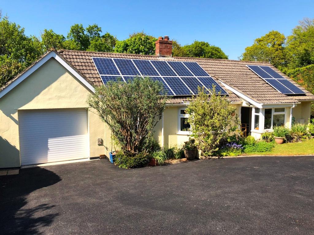 Cooks Lane, Axminster, Devon, EX13 2 bed detached bungalow for sale - £ ...