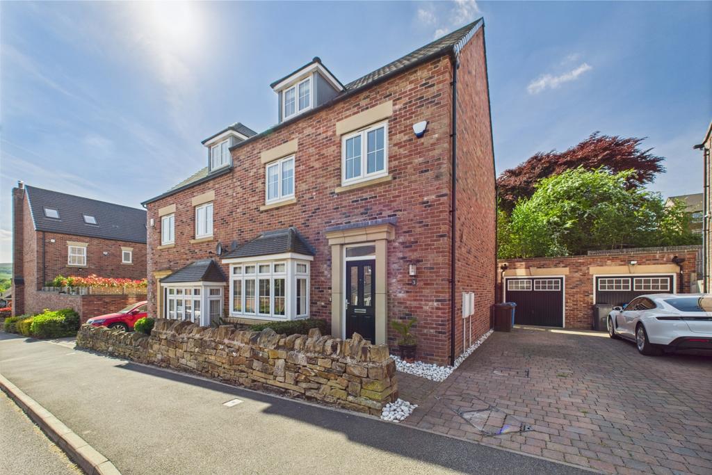 Saxon Avenue, Dore, S17 3SB 4 bed semi-detached house - £585,000