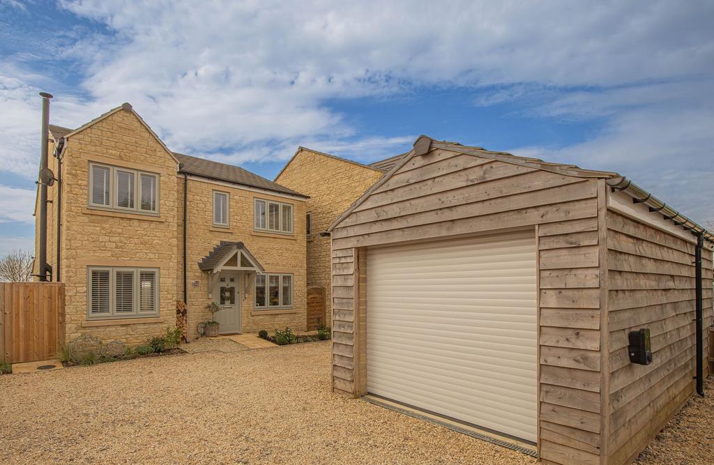 Causeway End, Brinkworth, SN15 4 bed detached house for sale - £750,000