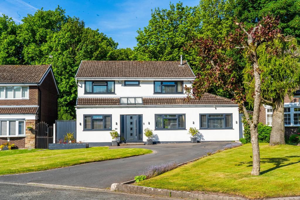 Elmers Green, Skelmersdale WN8 4 bed detached house for sale - £350,000
