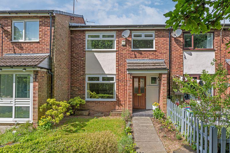 Dale Lane, Appleton 3 bed terraced house - £1,100 pcm (£254 pw)