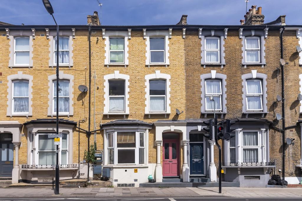 Graham Road, Hackney Central, London, E8 3 bed apartment for sale - £ ...