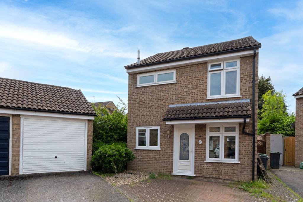 Longcroft, Essex CM22 3 bed detached house for sale - £450,000