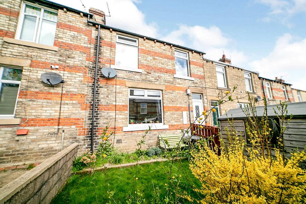 Charlie Street, Ryton NE40 3 bed terraced house to rent - £750 pcm (£ ...