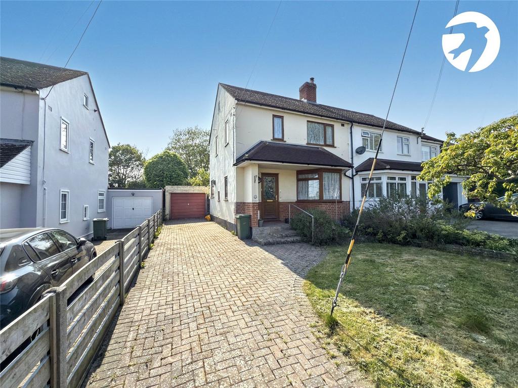 St Davids Road, Hextable, Kent, BR8 3 bed semi-detached house for sale ...