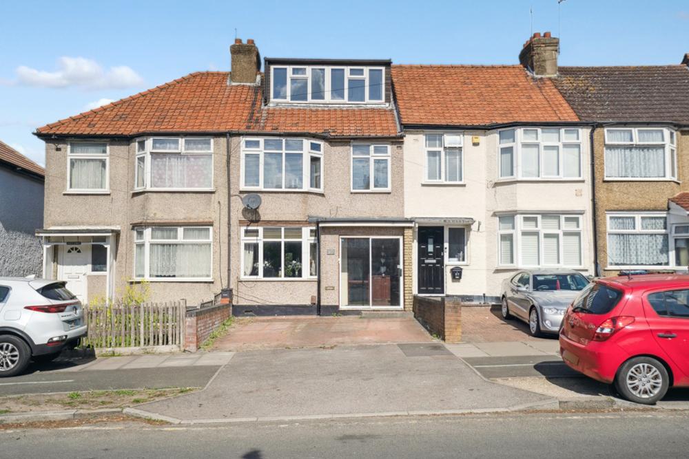 Roxeth Green Avenue, South Harrow... 4 bed terraced house for sale - £ ...