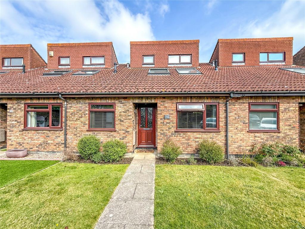 Russell Drive, Christchurch, Dorset... 4 bed terraced house - £415,000