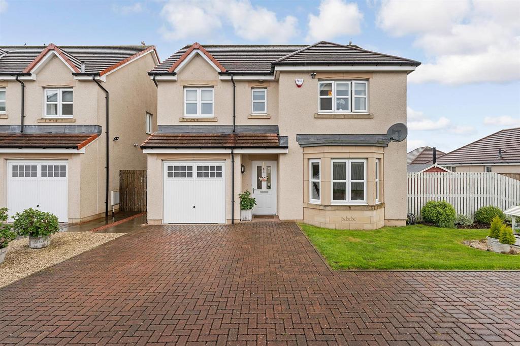 10 Fleming Court, Crossgates, KY4 8EH 4 bed detached house - £325,000