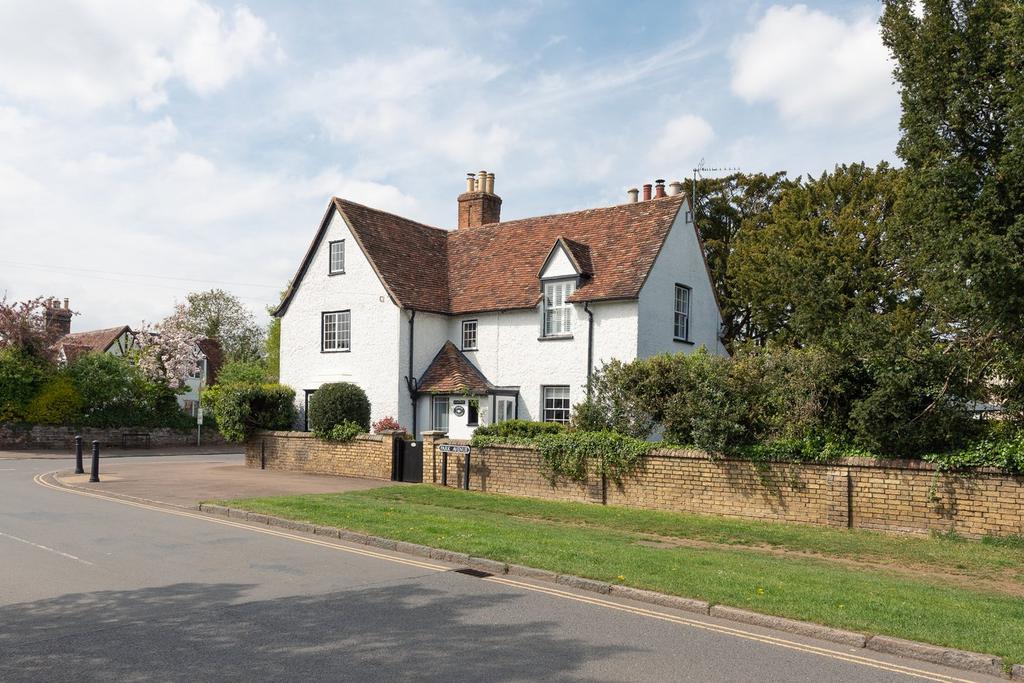 High Street, Silsoe, Bedfordshire, MK45 5 bed detached house for sale ...