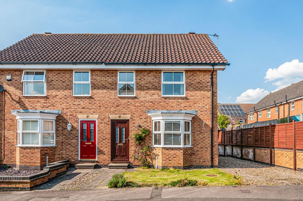 Lysander Drive, York YO43 3 bed semi-detached house - £220,000