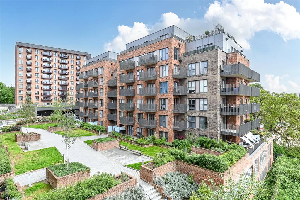 Rosalind Drive, Maidstone, Kent, ME14 1 bed flat for sale - £210,000