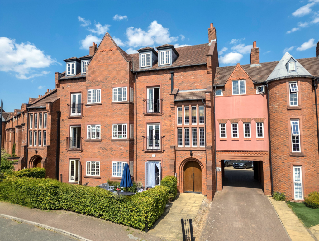 Westbrook, Warrington WA5 2 bed flat for sale - £155,000