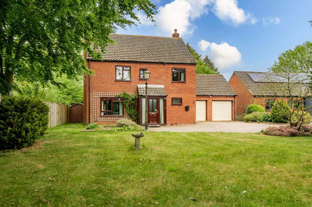 Heywood Road, Diss IP22 4 bed detached house for sale - £400,000