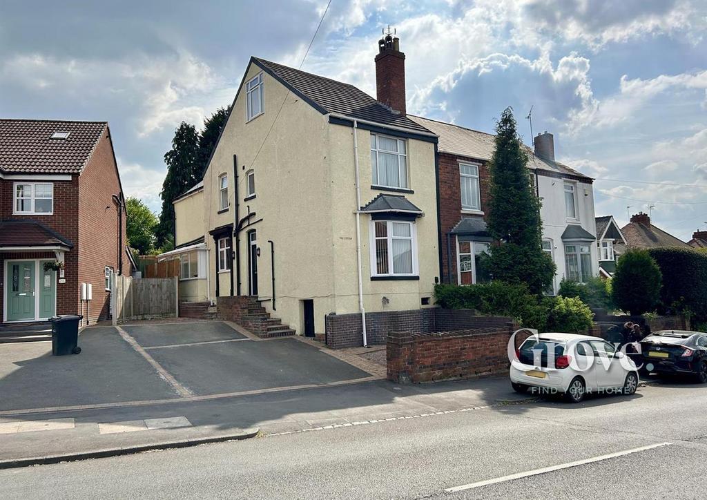 Stourbridge Road, Halesowen 3 bed townhouse for sale - £280,000