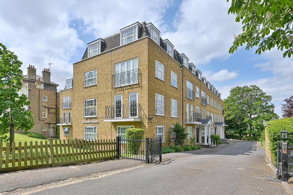 Greville House, Lower Road, Harrow, HA2 3 bed flat for sale - £525,000