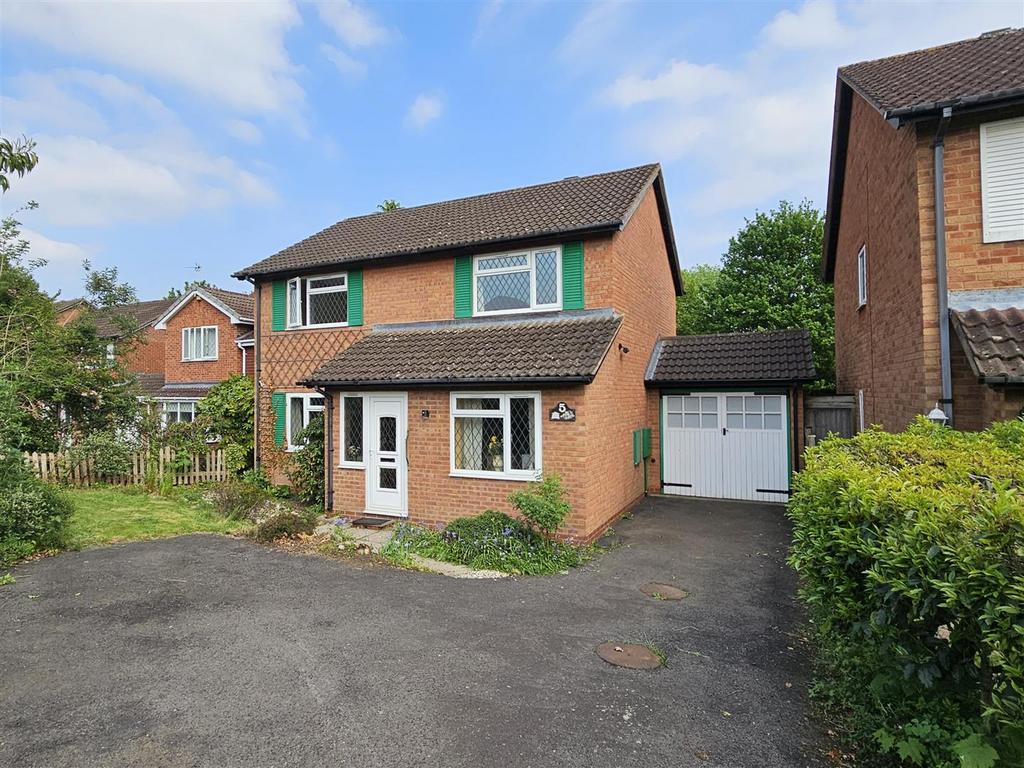 Heather Grove, Solihull 4 bed detached house for sale - £450,000