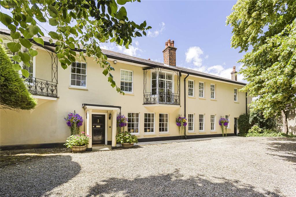 Churchway, Haddenham... 6 bed detached house - £3,100,000