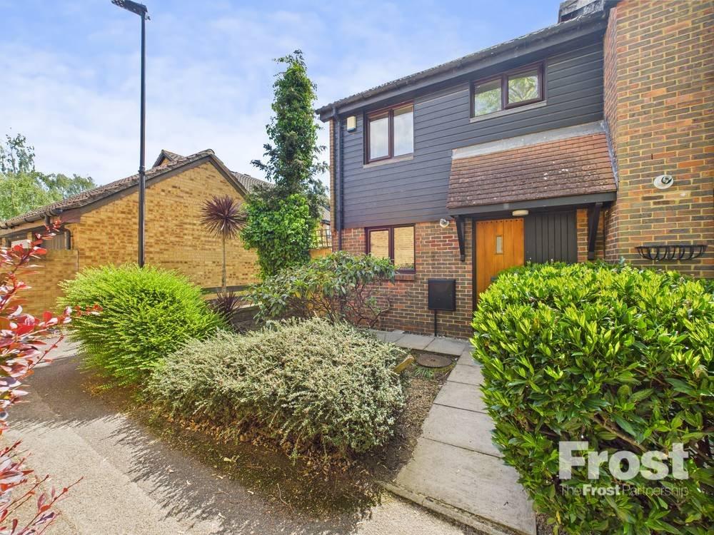 Tanglewood Way, Feltham, Middlesex, TW13 3 bed end of terrace house for ...