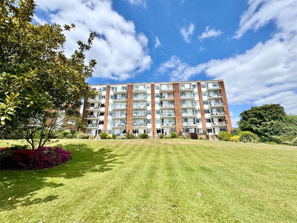 Parkstone Road, Poole, Dorset, BH15 2 bed apartment for sale - £250,000