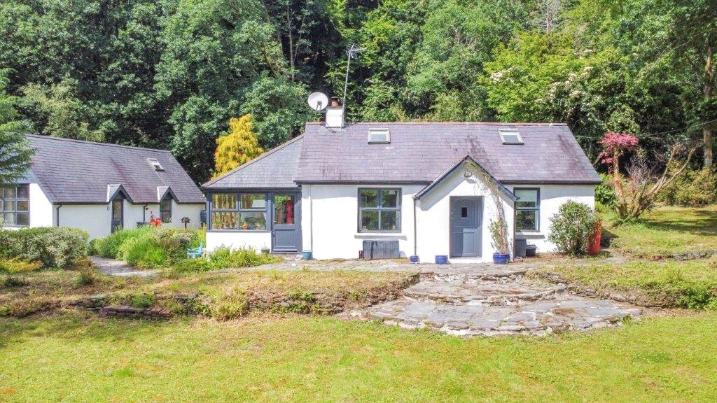 Llanafan, Aberystwyth, Ceredigion, SY23 2 bed detached house for sale ...