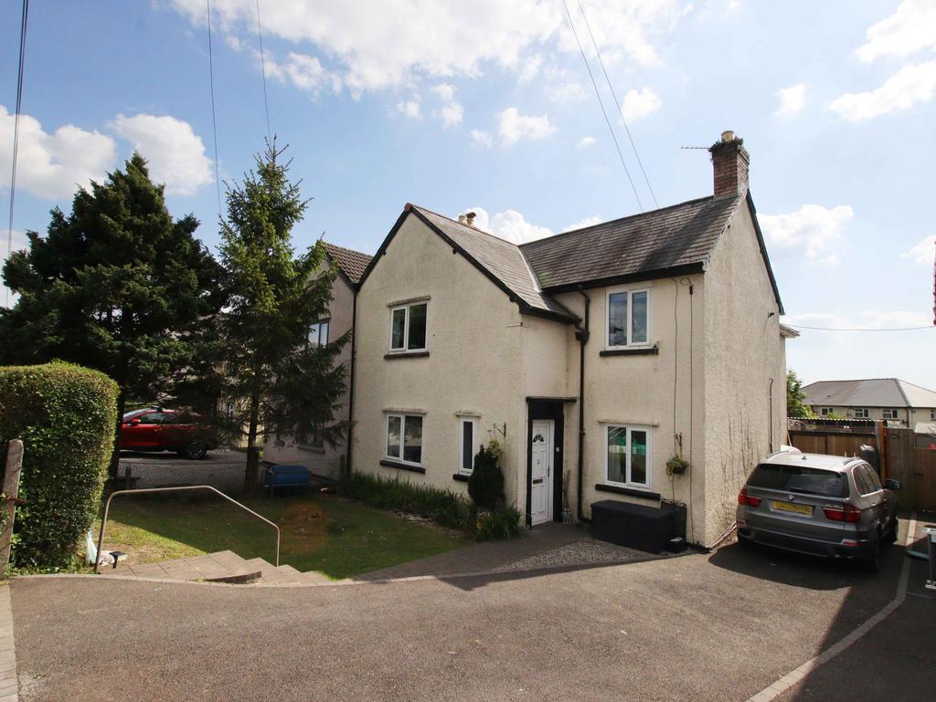 Heol Miskin, Pontyclun CF72 9AJ 6 bed semi-detached house - £400,000
