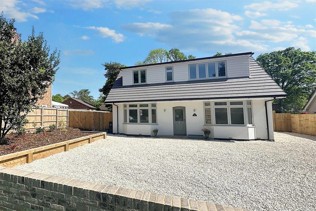 Verwood 4 bed detached house - £900,000