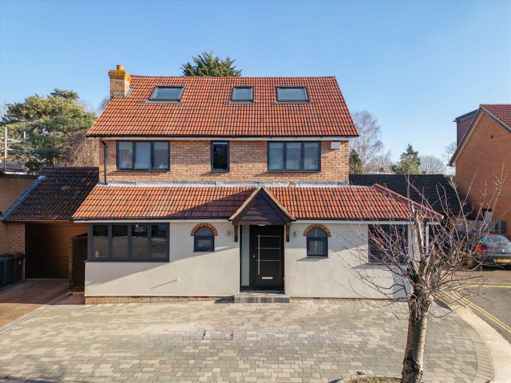 Hazelbury Close, London SW19 4 bed detached house for sale - £1,795,000