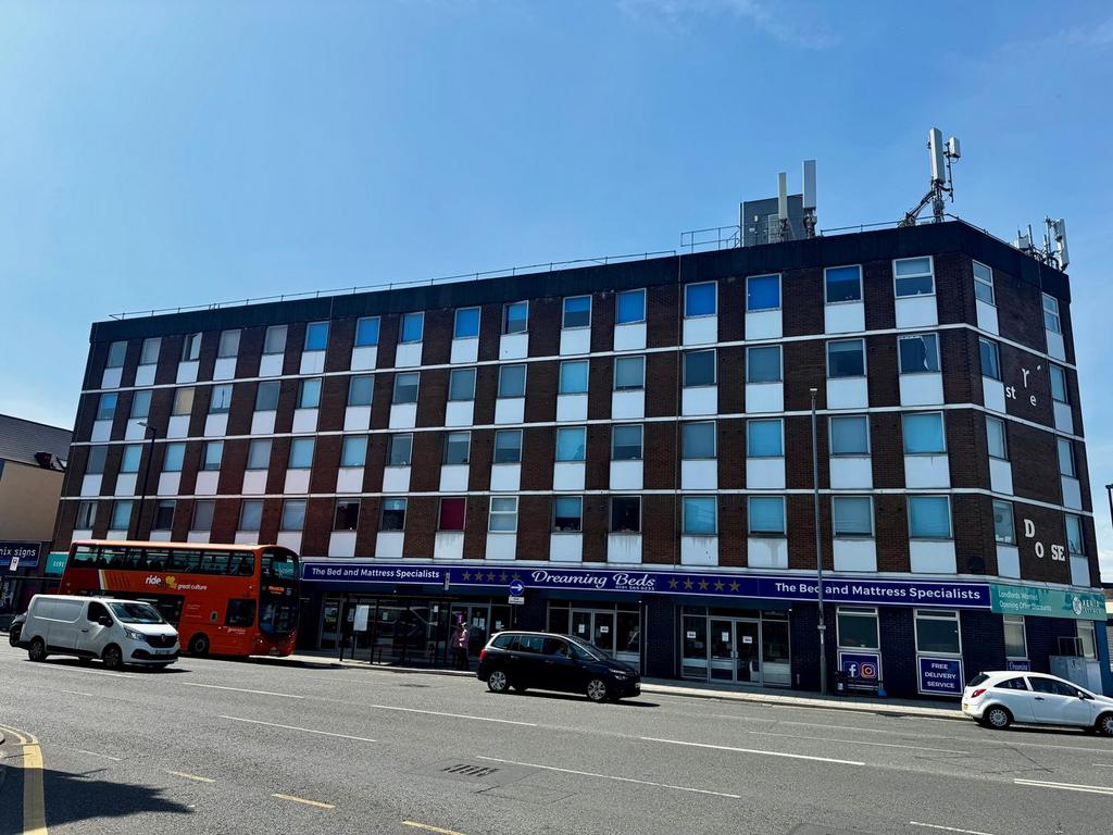 Dunn House Student Accommodation... Studio to rent - £585 pcm (£135 pw)