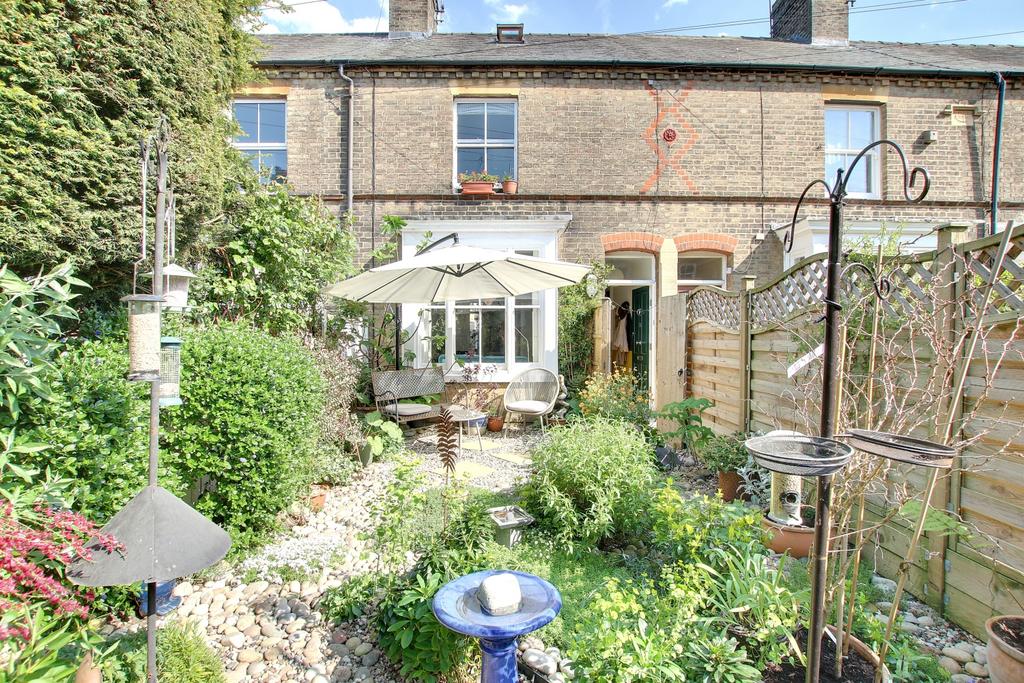 Burleigh Terrace, St Ives, Cambs, PE27 3 bed terraced house for sale ...