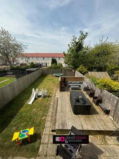 Houses for sale in Newcastle Upon Tyne | OnTheMarket