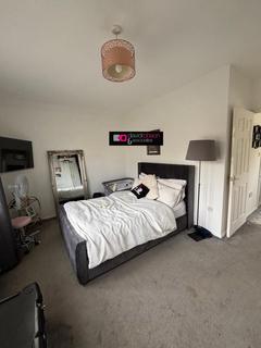 Houses for sale in Newcastle Upon Tyne | OnTheMarket