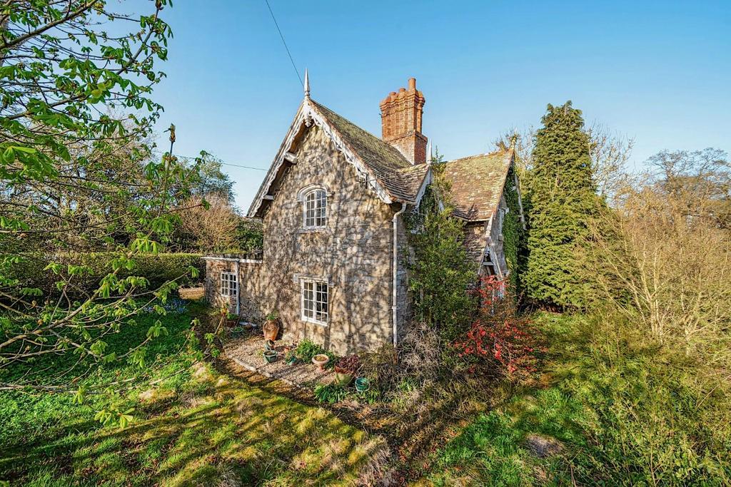 Lydham, Bishops Castle 3 bed country house - £450,000