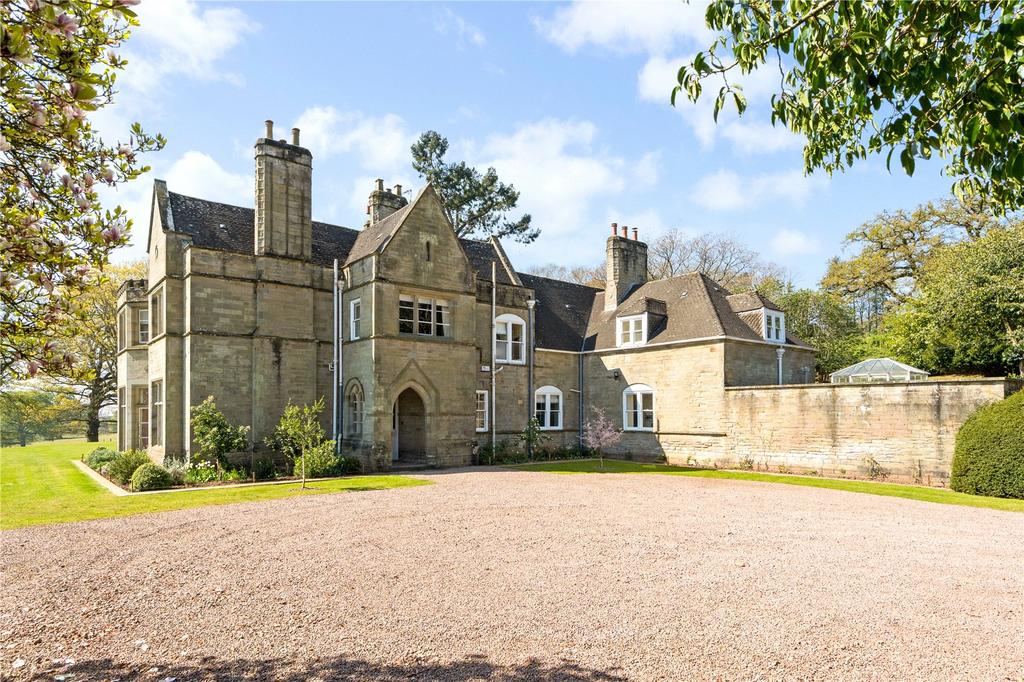 Lydney Park Estate, Lydney... 6 bed detached house to rent - £5,250 pcm ...