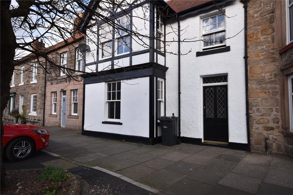 Main Street, Spittal... 2 bed terraced house - £695 pcm (£160 pw)