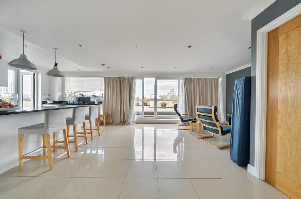 Orchard Place, Southampton, Hampshire 2 bed apartment for sale - £375,000