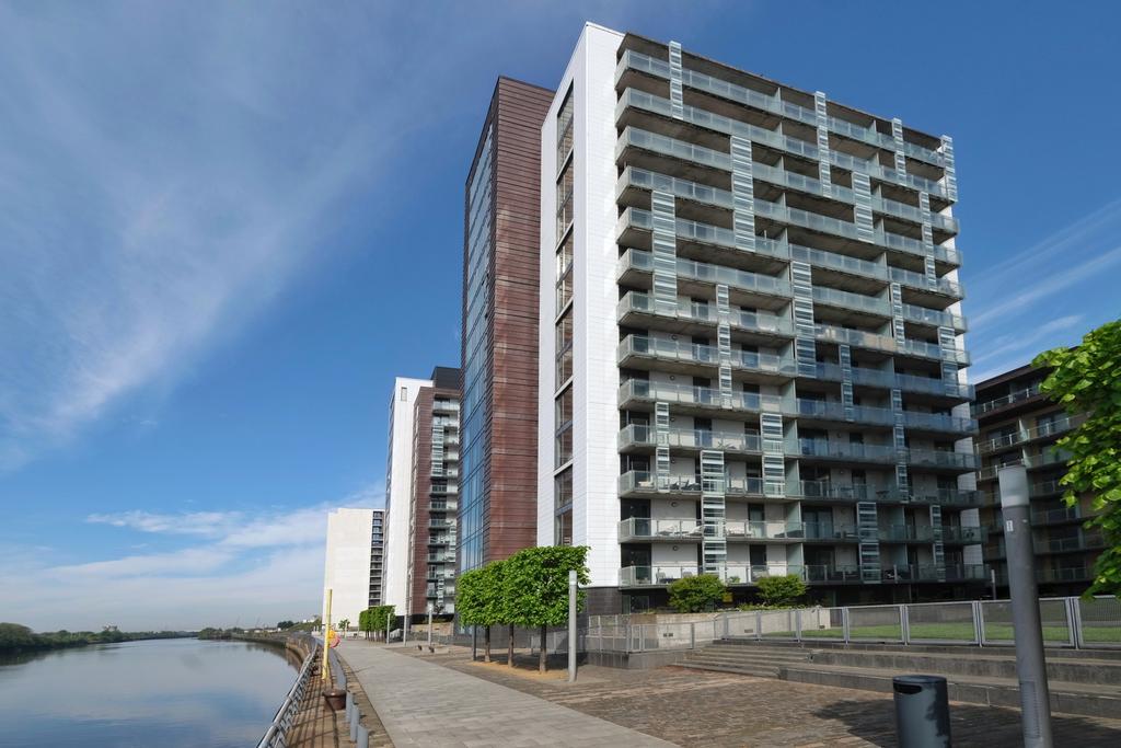 Meadowside Quay Walk, Glasgow G11 1 bed flat for sale - £148,000