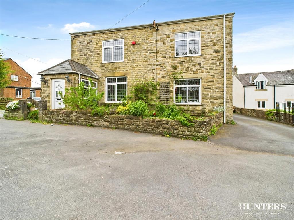 Front Street, Castleside, Consett 5 bed detached house for sale - £374,950