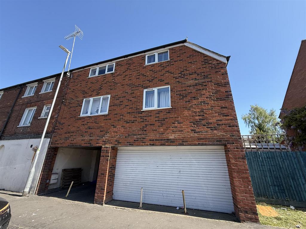 Union Street, Dunstable 1 bed flat to rent - £900 pcm (£208 pw)