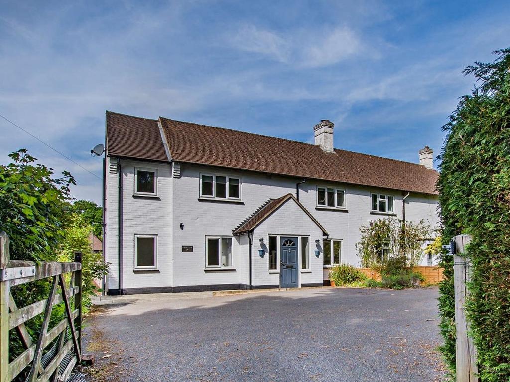 Old Glebe, Fernhurst, Haslemere, Surrey 3 bed semi-detached house - £ ...