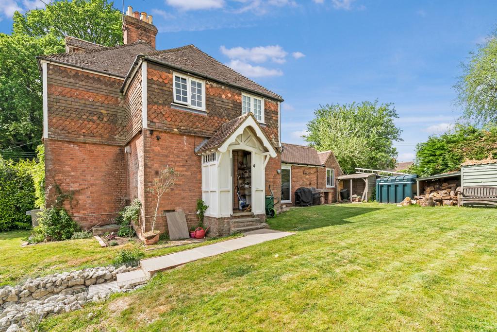 Goudhurst, Cranbrook TN17 3 bed cottage for sale - £725,000