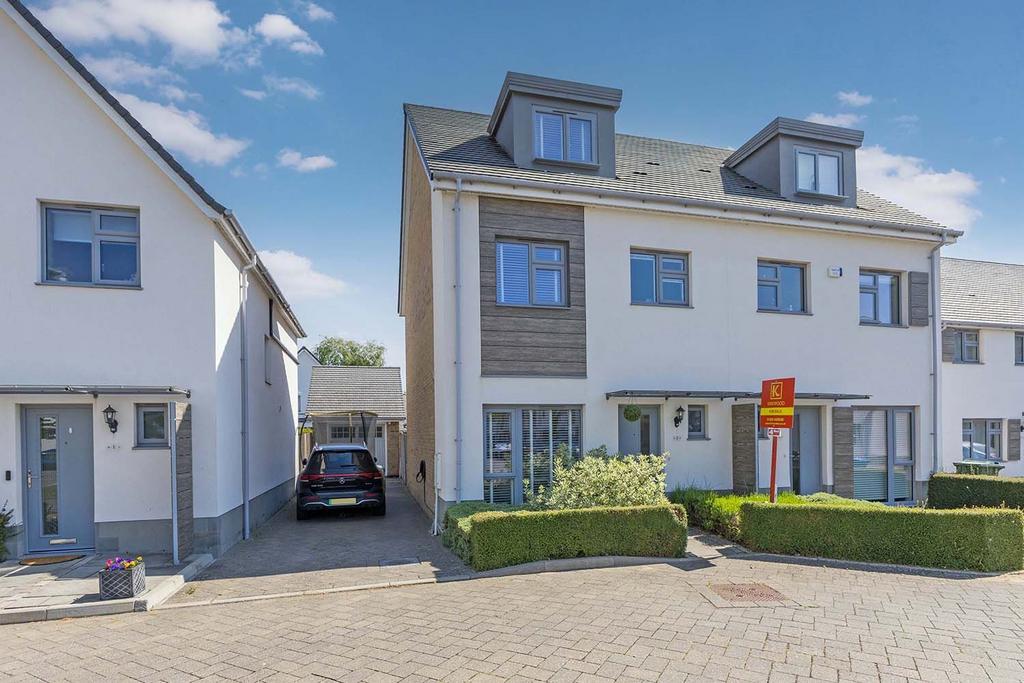 Maidenhead SL6 4 bed townhouse for sale - £695,000