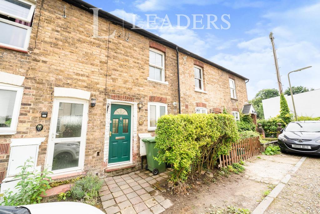 Riverside, Pixham 2 bed terraced house - £1,695 pcm (£391 pw)