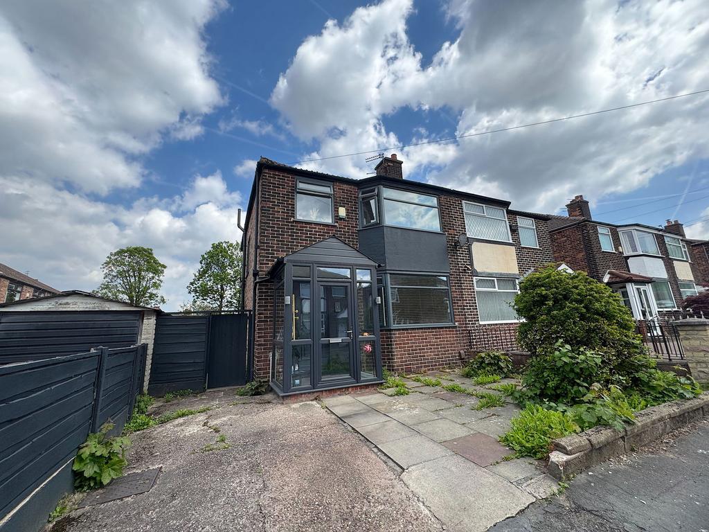 Pearn Road, Manchester M19 3 bed semi-detached house for sale - £365,000