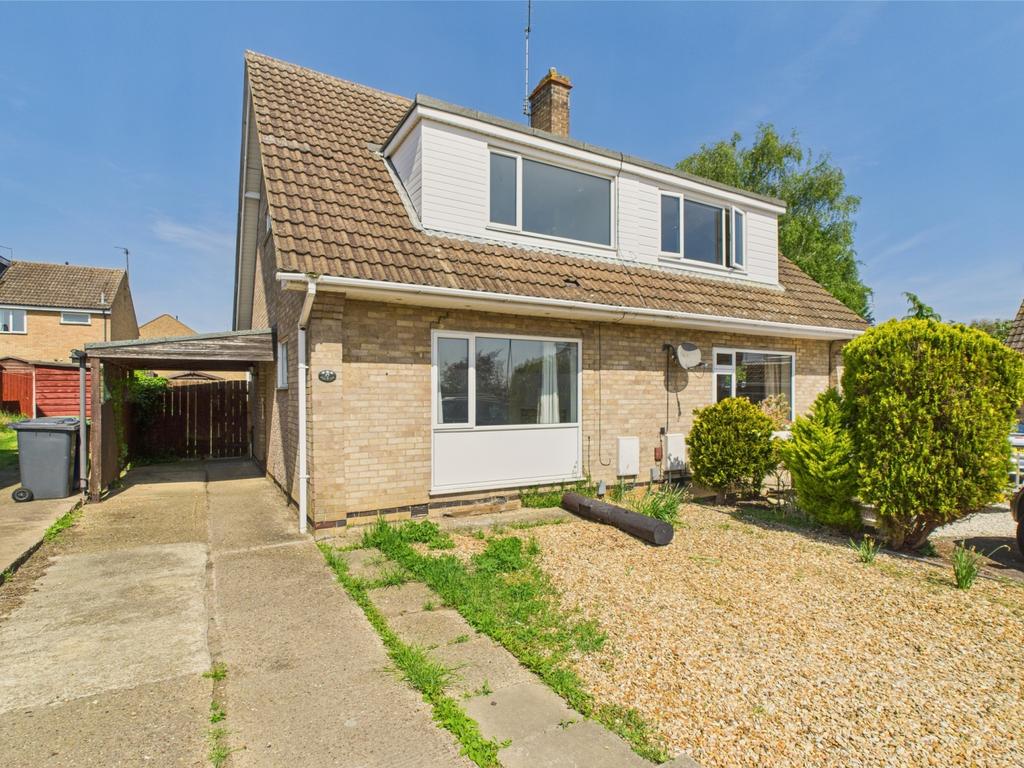 Badger Close, Peterborough PE7 3 bed semi-detached house - £195,000