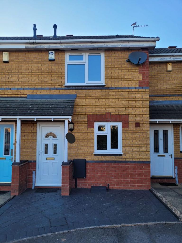 Tipton DY4 2 bed terraced house - £995 pcm (£230 pw)