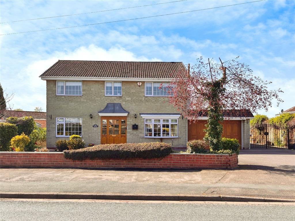 Station Road, Doncaster DN6 4 bed detached house - £575,000