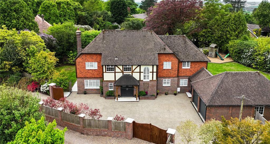 Warren Close, Crowborough 5 bed detached house for sale - £1,350,000
